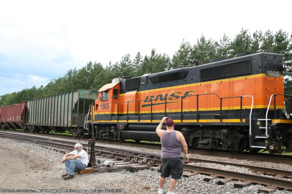 BNSF 1505